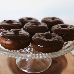 Breakfast - Chocolate glaze for donuts without corn syrup recipes